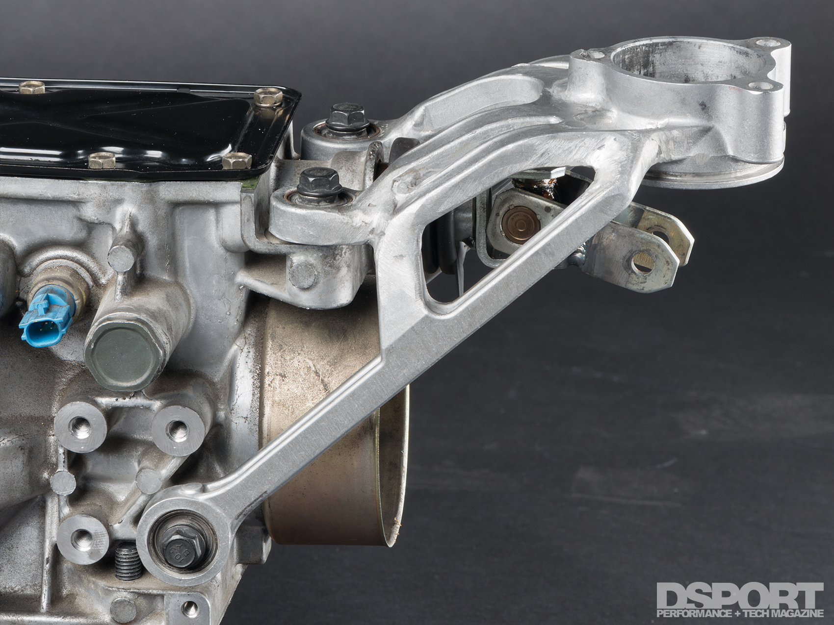 KA-Powered S14 240SX Gets Treated to the 350Z 6-Speed Gearbox