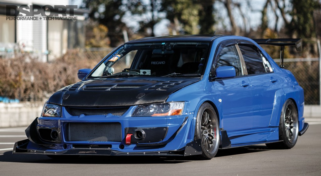This EVO VII Attacks Fuji Speedway, Then Picks up Dinner
