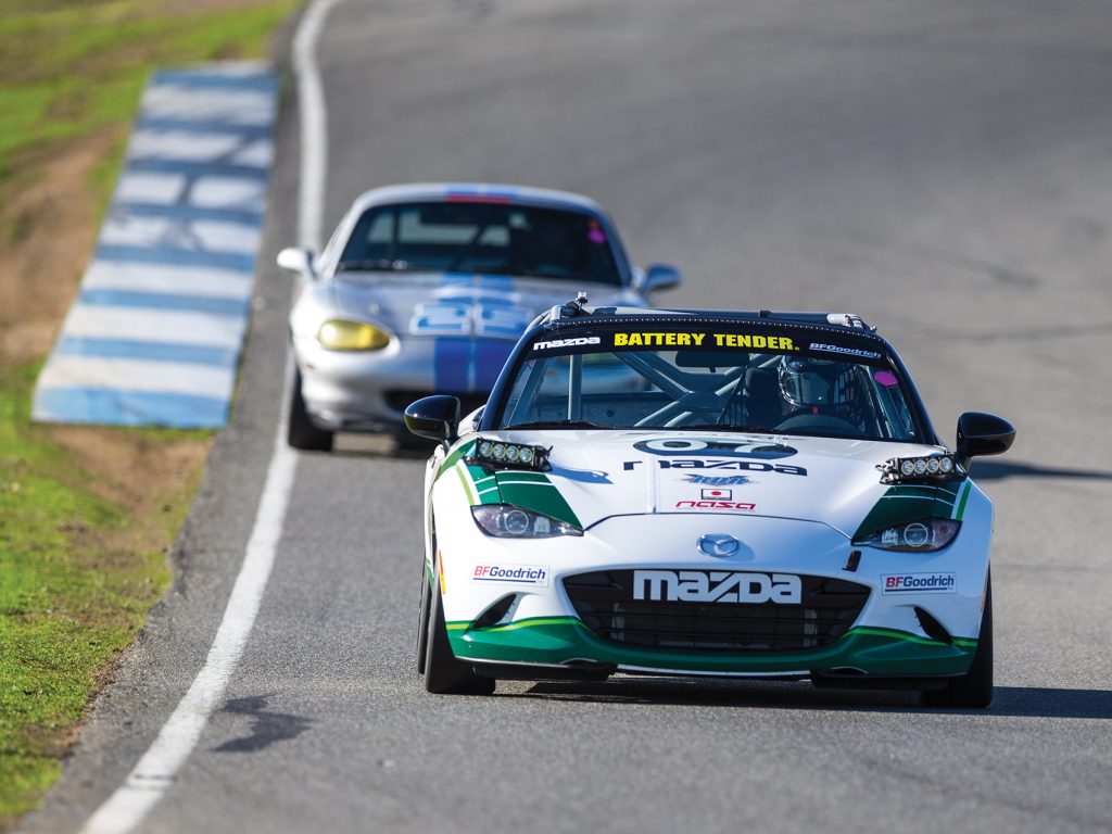 NASA 25 Hours of Thunderhill | 50+ Entries Fill the Grid at the Longest ...