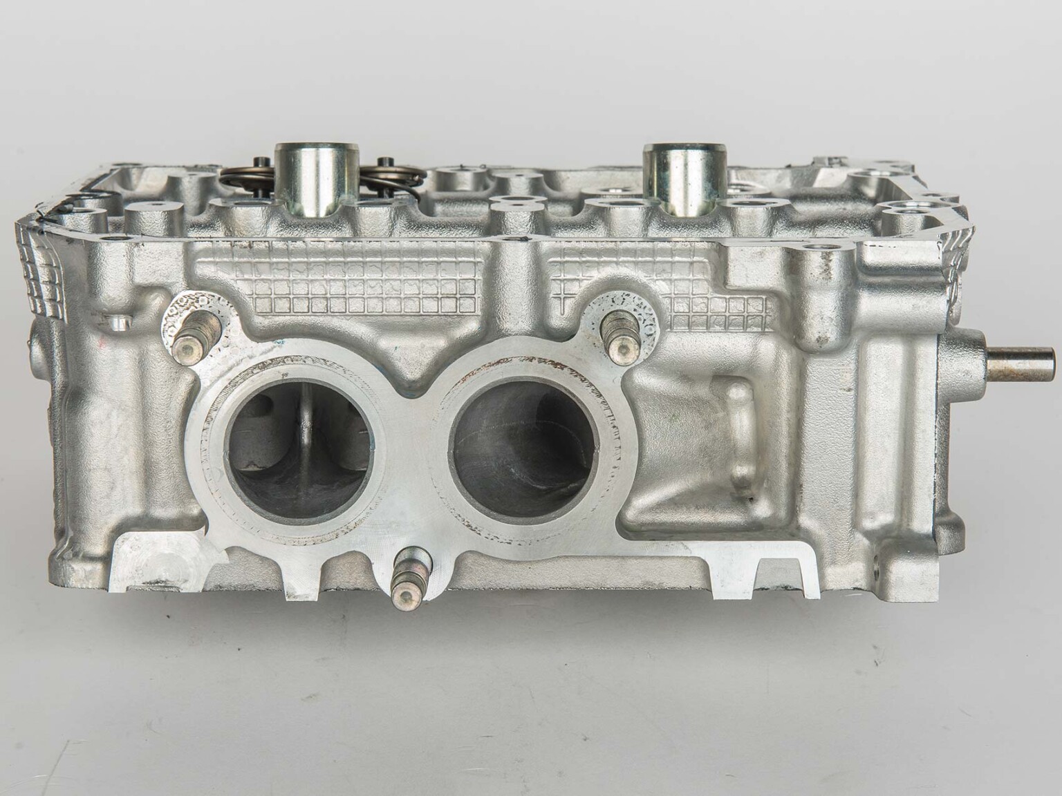 WRX VS BRZ FA20 Cylinder Heads: Part 1 Flow Bench - DSPORT Magazine