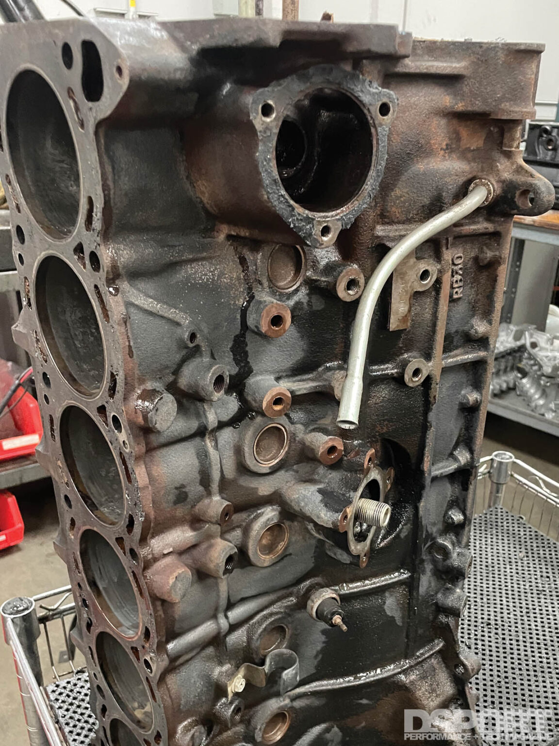 How To | Electrolytic Rust Removal - DSPORT Magazine