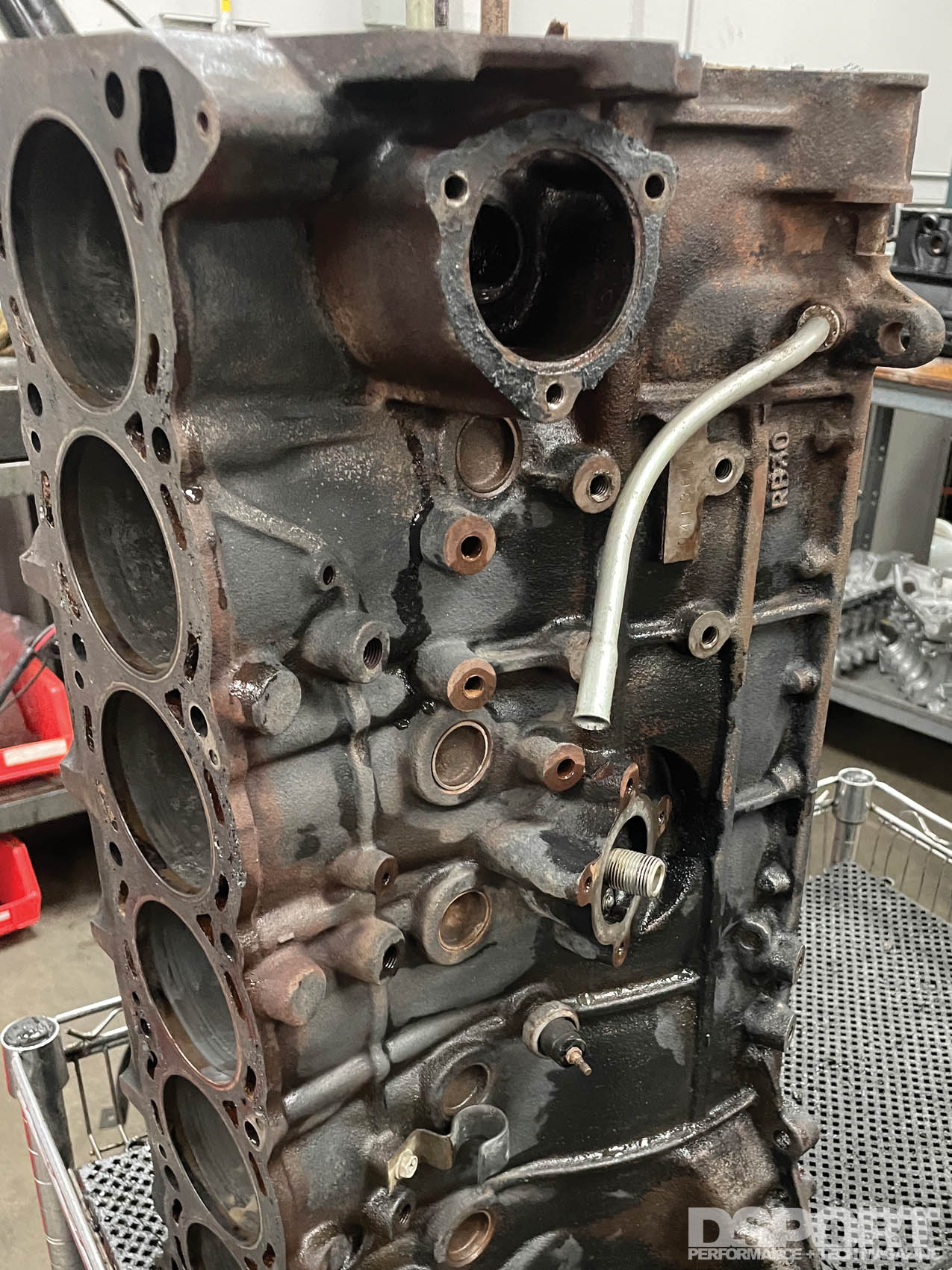 How To | Electrolytic Rust Removal - DSPORT Magazine