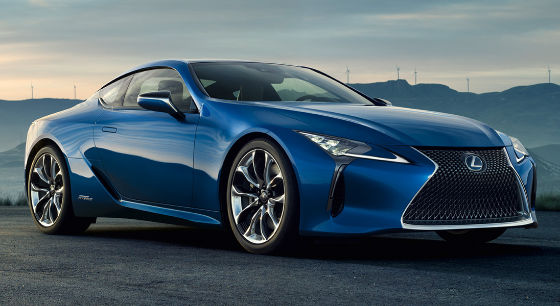 Lexus Debuts LC 500h with Hybrid Powertrain