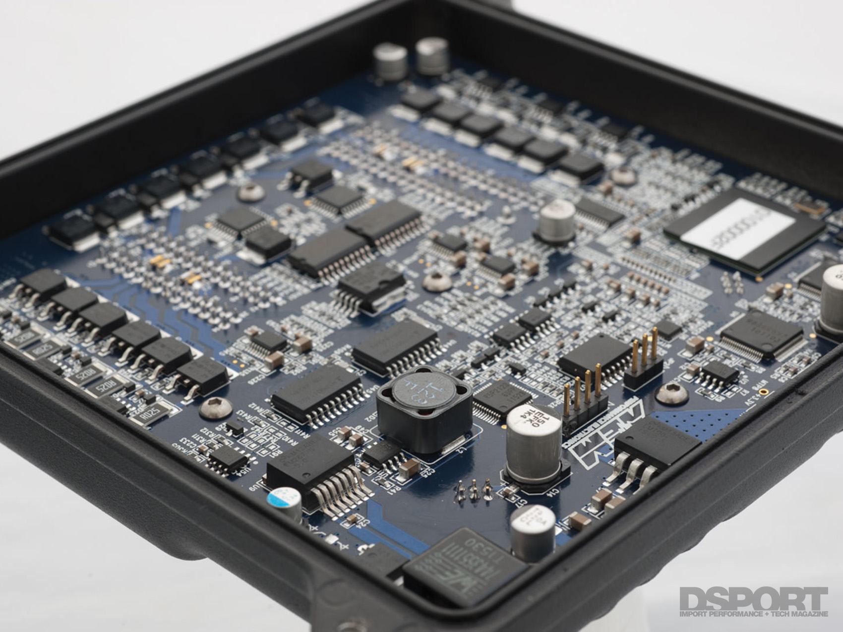 DSPORT Codebreakers AEM Infinity-10 EMS