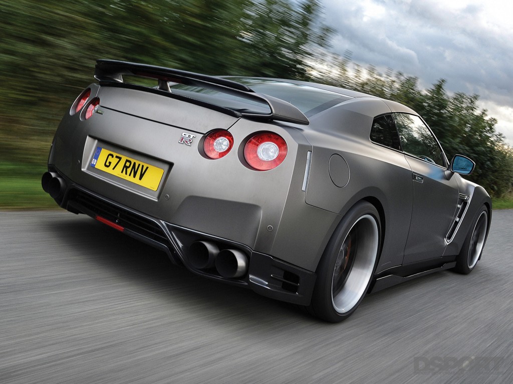 850 Horsepower Street-Driven Nissan GT-R - DSPORT Magazine